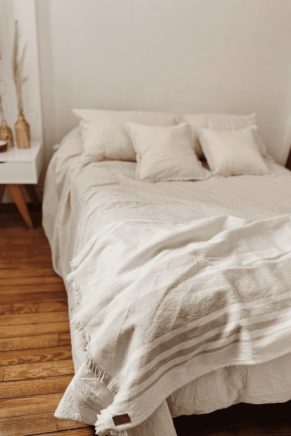 How to clean your room fast? 7 Step Guide - bellemood.com